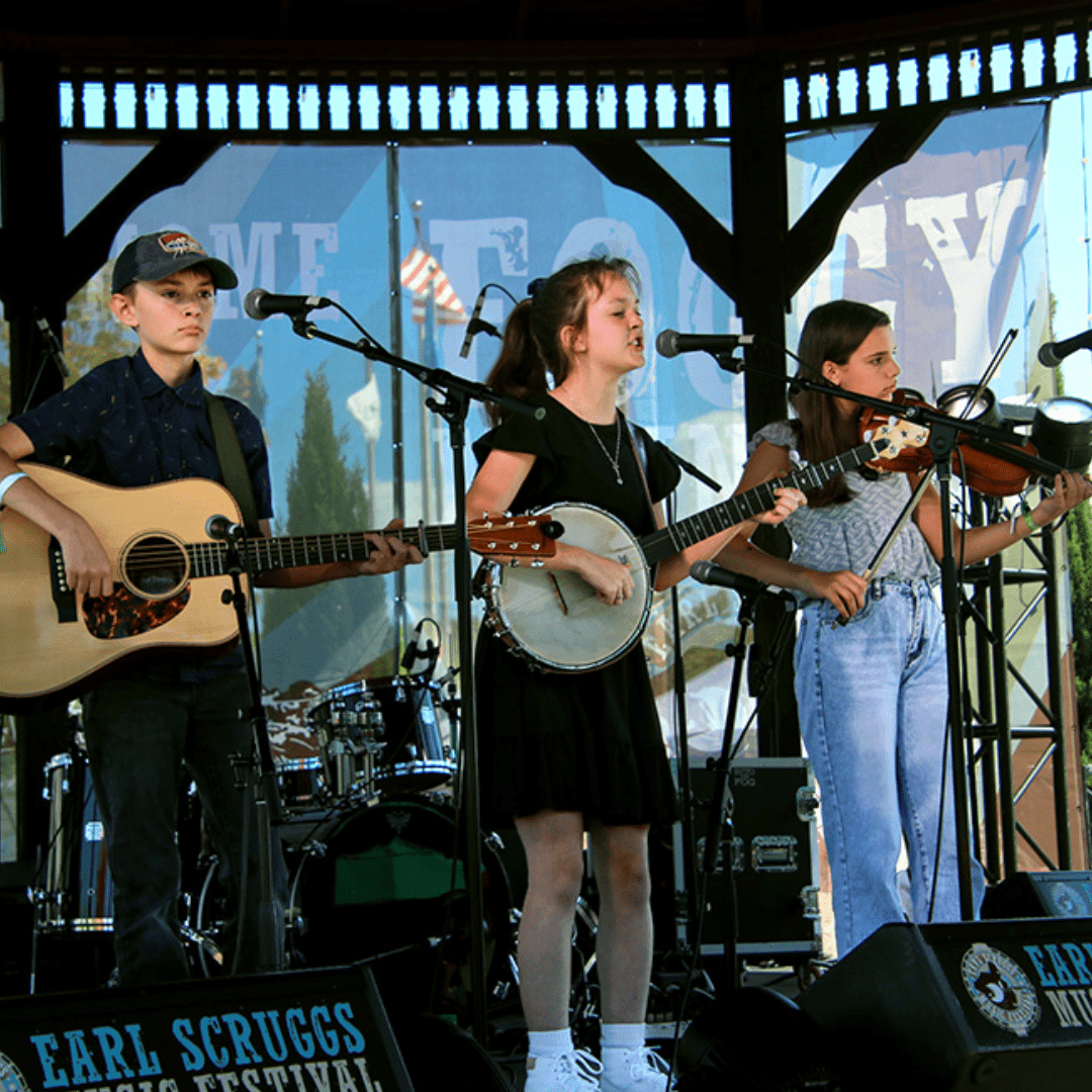 Newfound Gap → Discover Saluda, NC